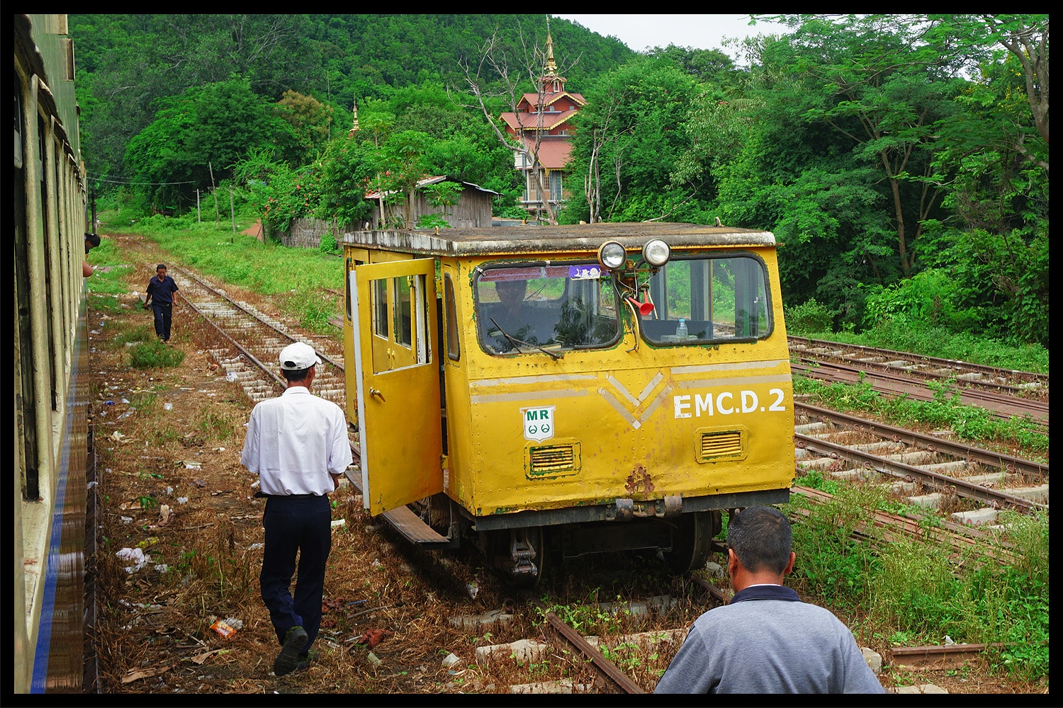 Burmese Days : Beautiful train journey from Yangon to Kalaw - Exotic ...